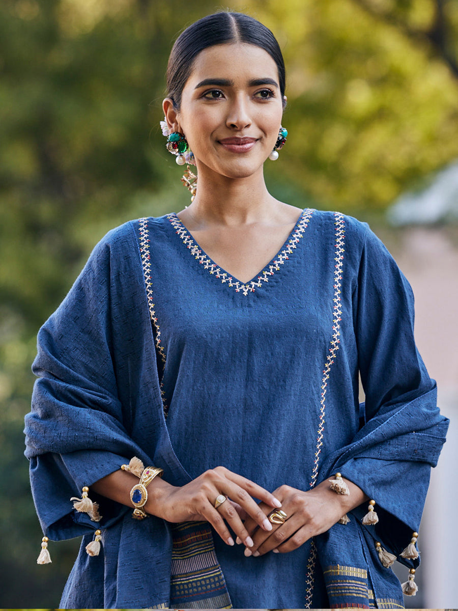 Buy Bunai:Liam Zig Zag Embroidered Unstitched Suit Set Online | Shingora