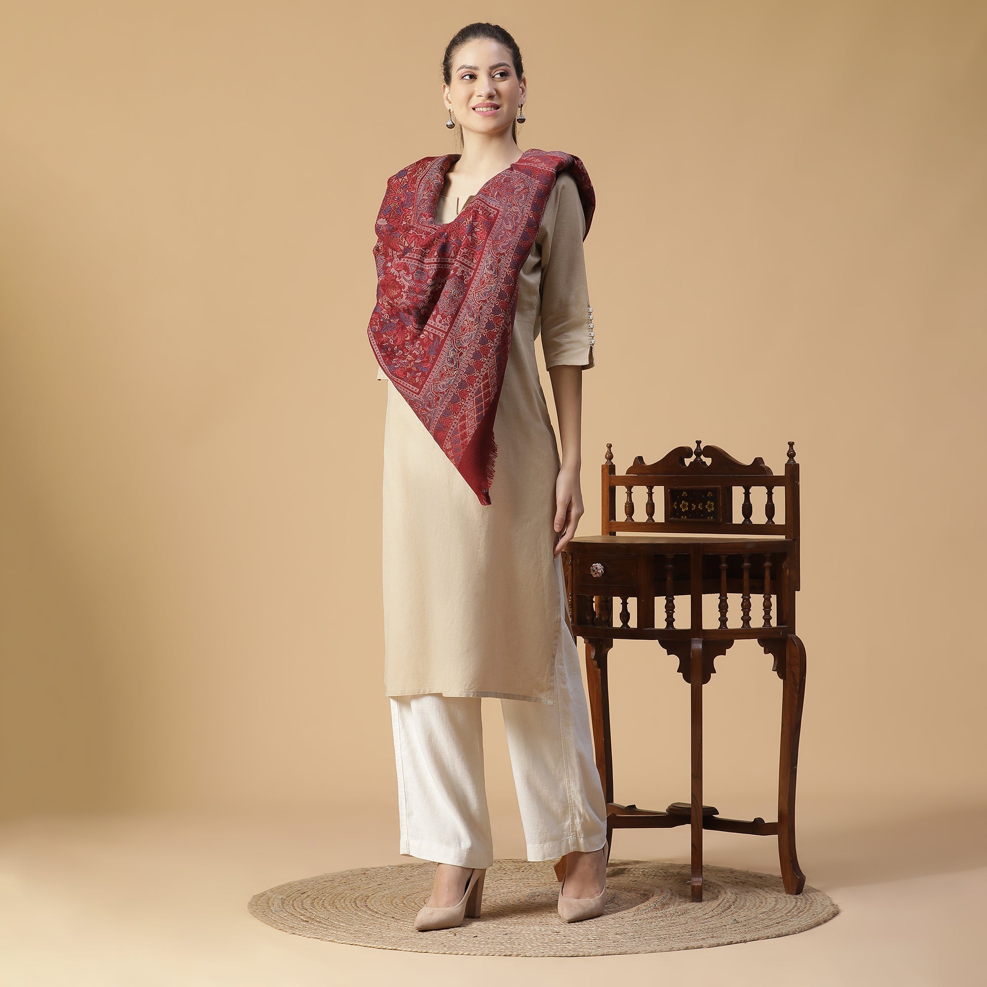 Buy Tahani Woven Design Wool Metallic Stole Online | Shingora